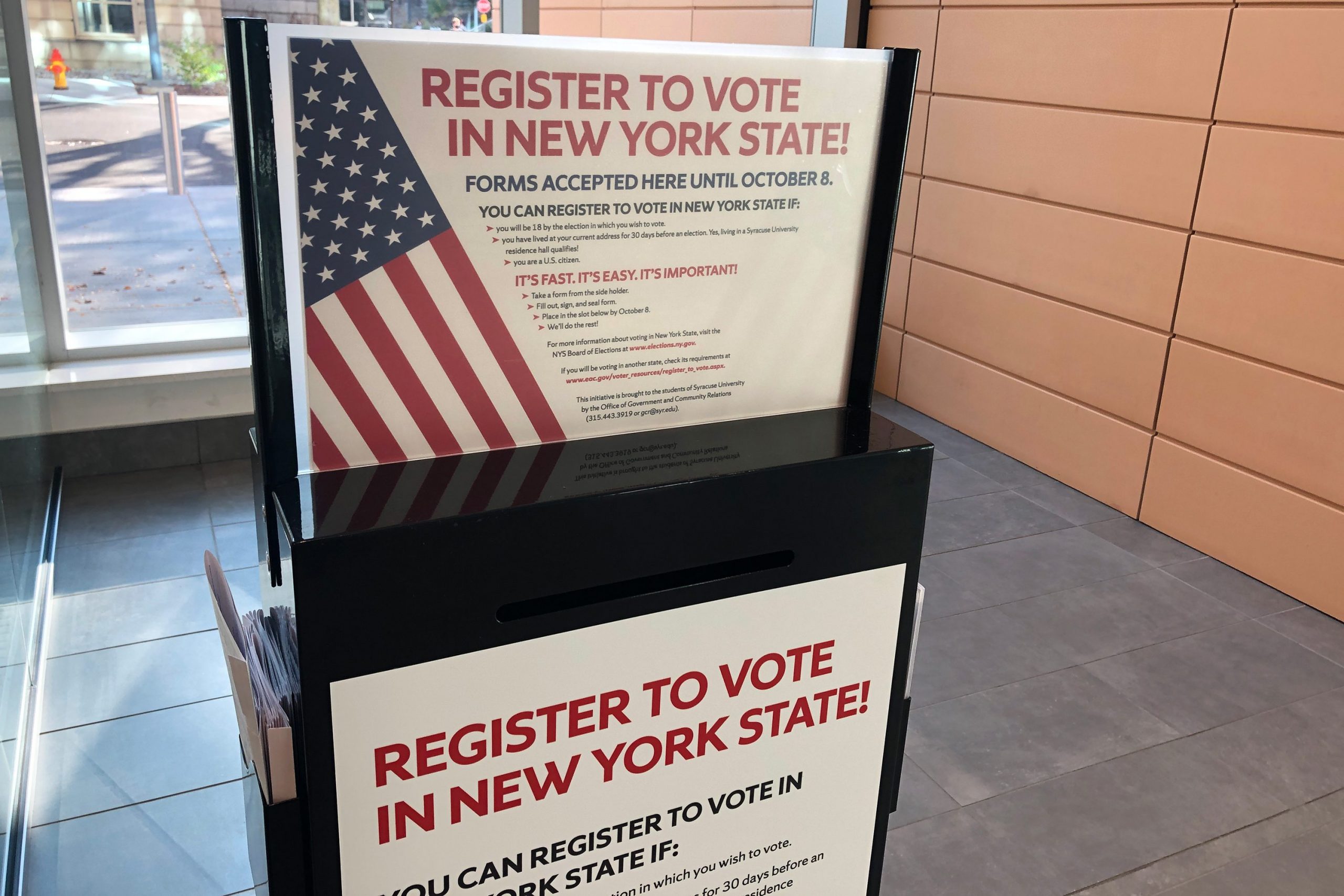 SU and local community encourage student voting